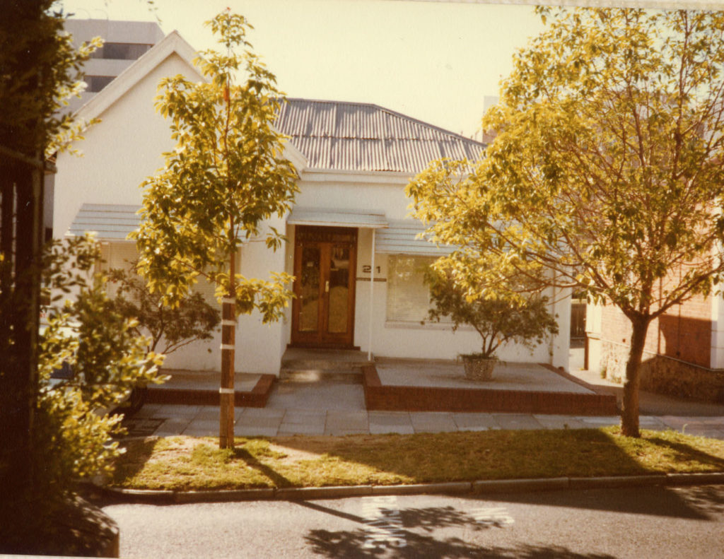 Perth – Moore Family and Wedding (July 1944-April 1946) - Cash Family